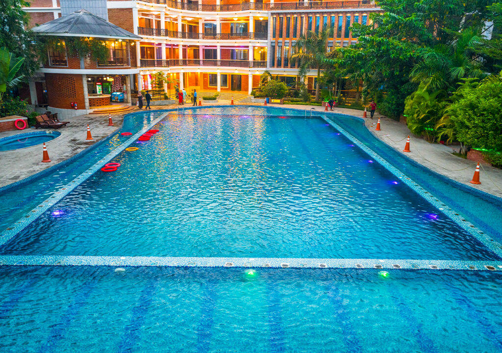 Swimming Pool – Lemon Garden Resort
